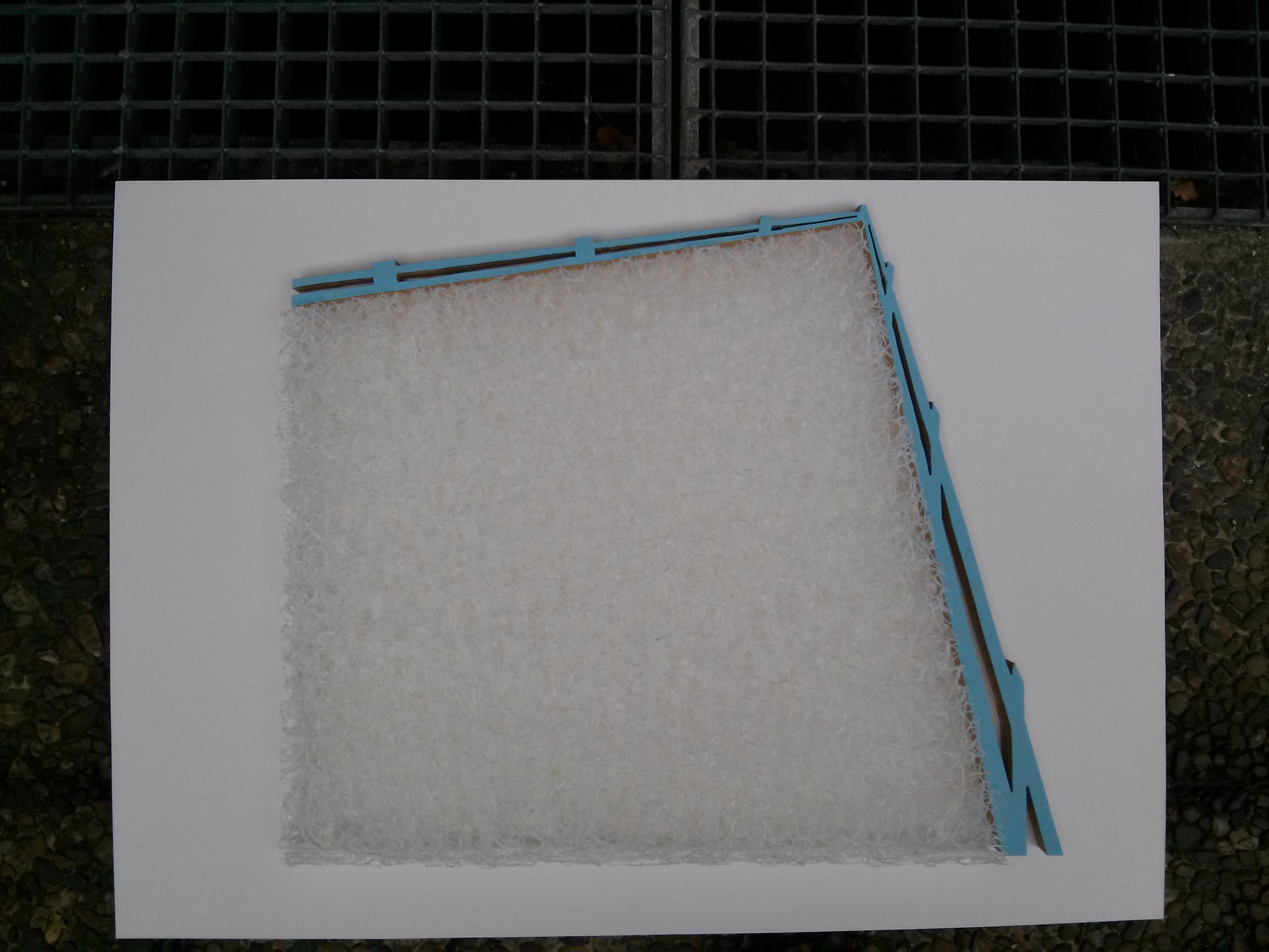 DER FLUG DER KÖNIGINNEN – women at work | Galerie Rompone